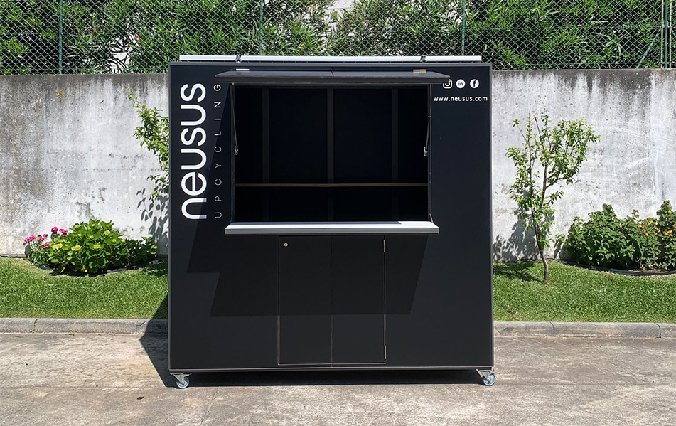 Quiosque PAINEL Merchandising - Microcubo